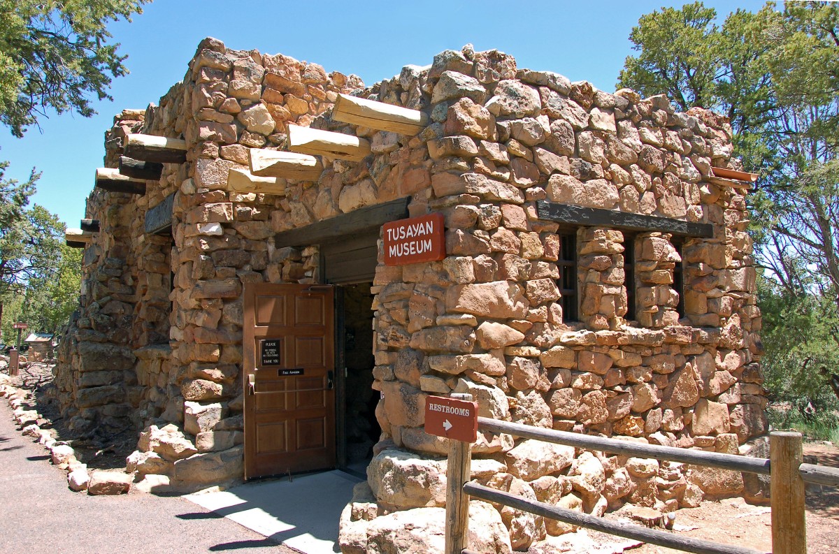 The Ultimate Two Day Grand Canyon Road Trip - Rock a Little Travel