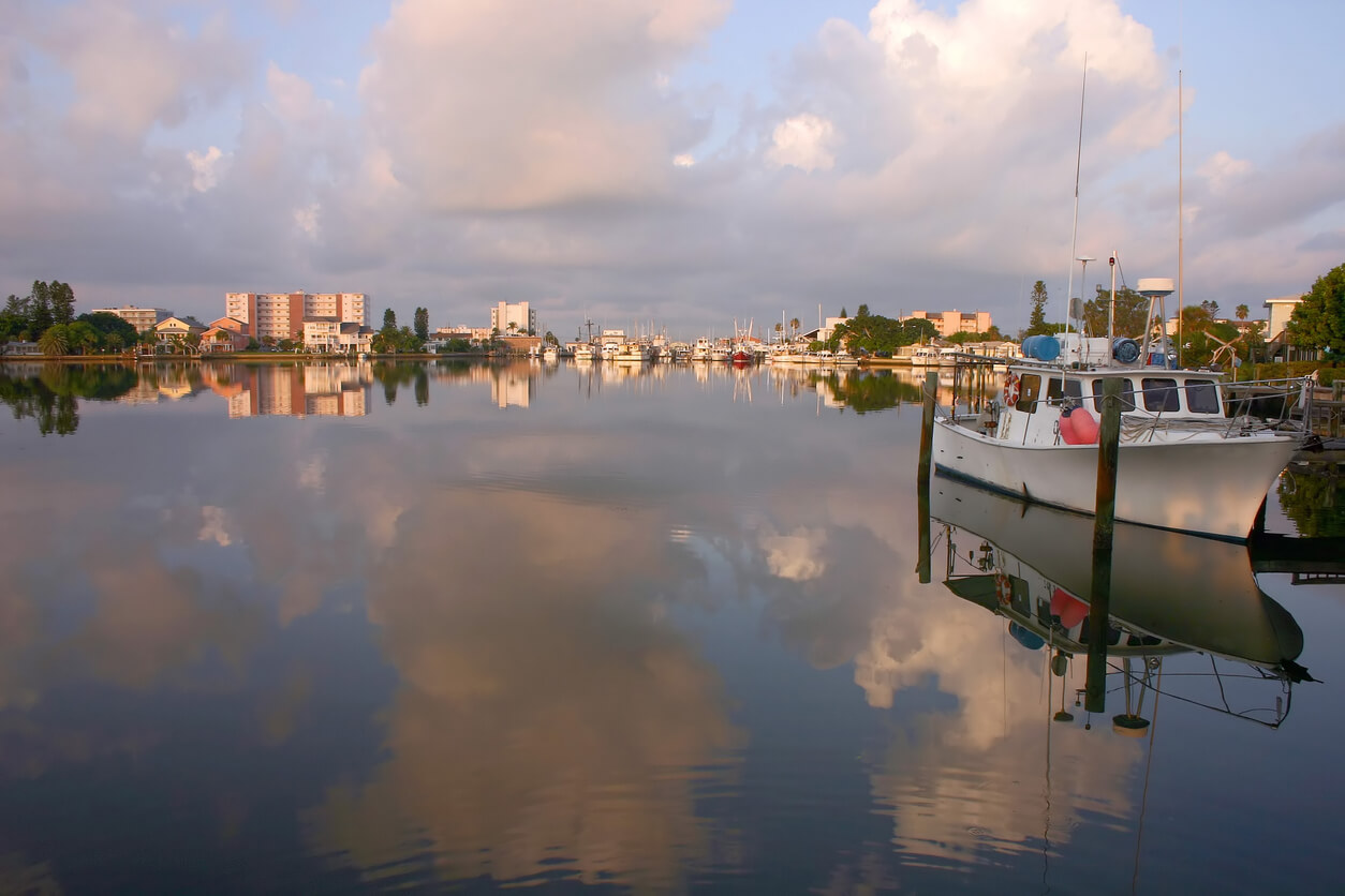 32 Florida Beaches With Clear Water - Rock a Little Travel